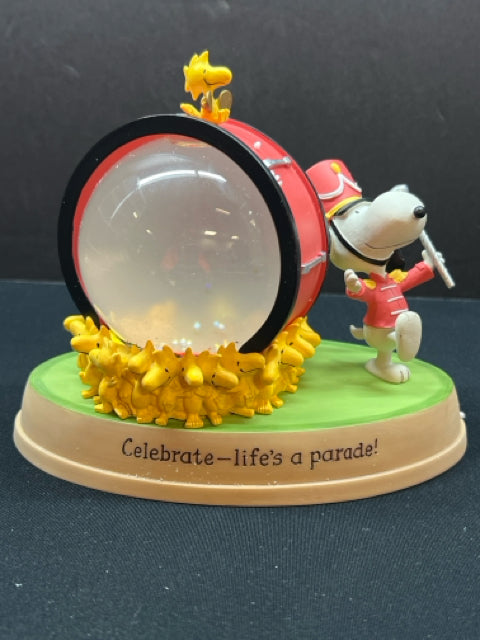 Hallmark Globe – Roundabouts Consignments